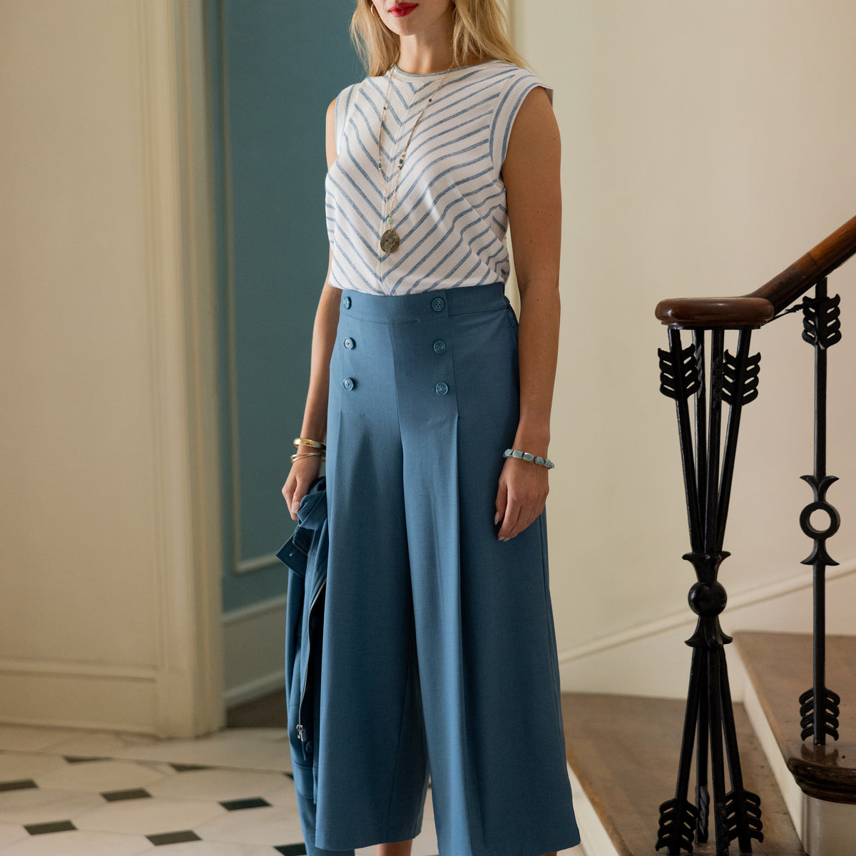 Liverpool Scoop Neck Modern Muscle Tee With Miter Front In Ocean Blue ...